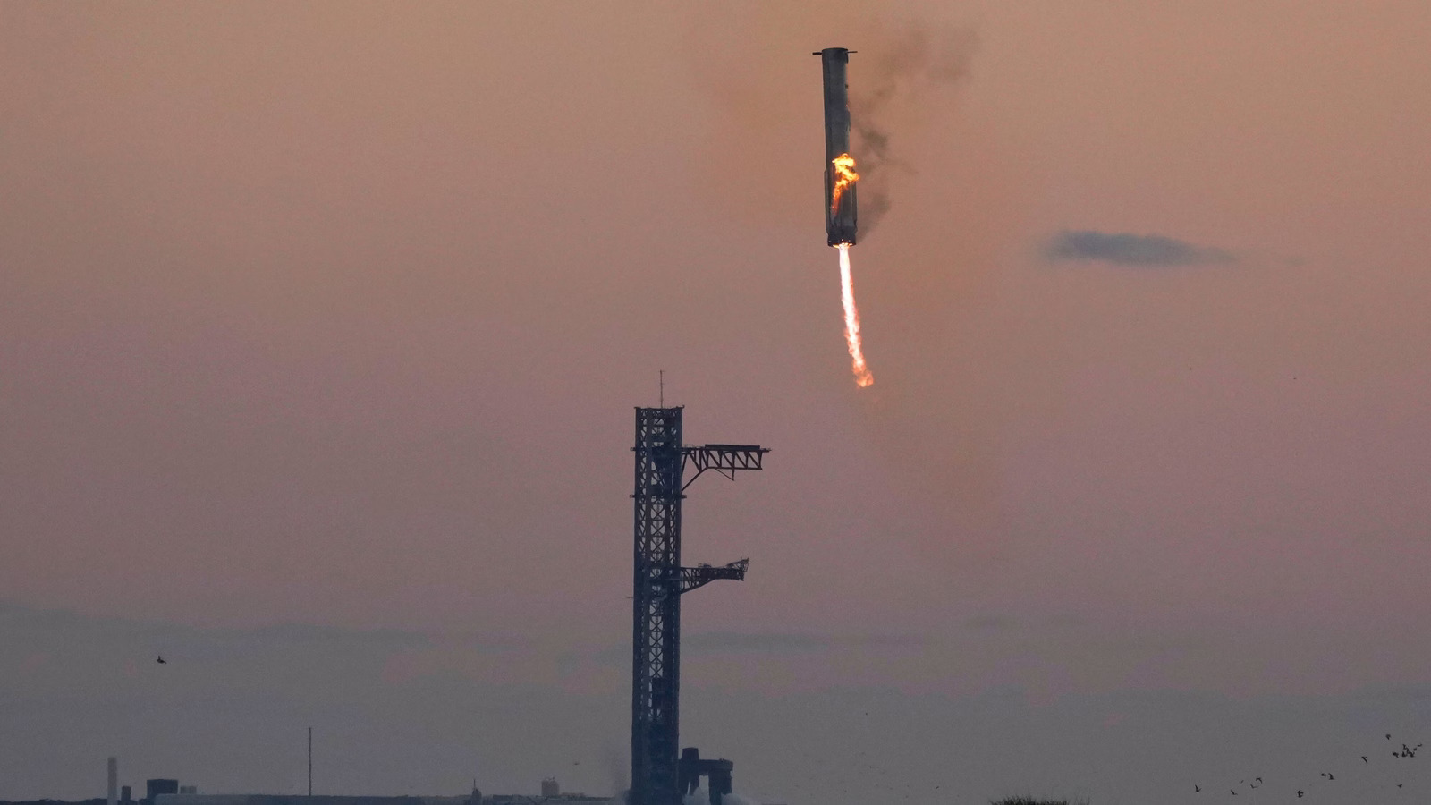 SpaceX Successfully Catches Starship Booster - 103 Degrees